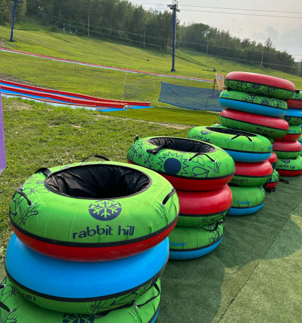 Schools & Groups | Rabbit Hill Snow Resort